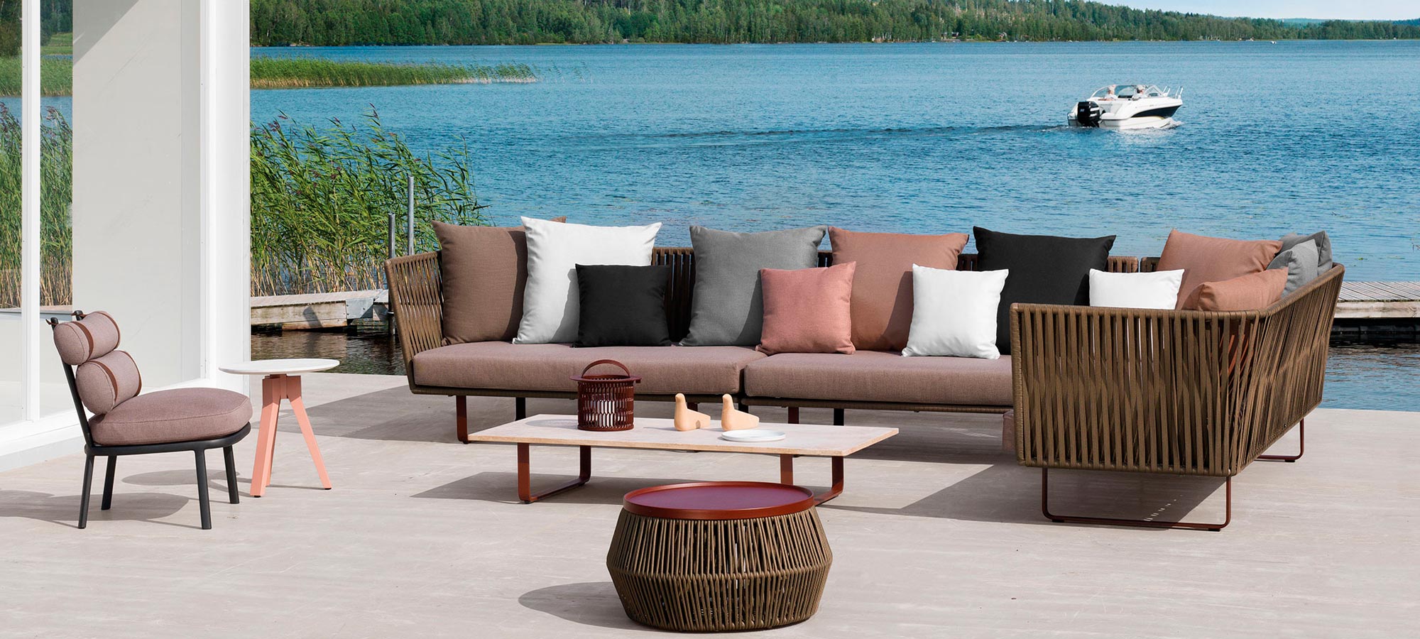 Dicas para deixar sua área externa moderna e aconchegante