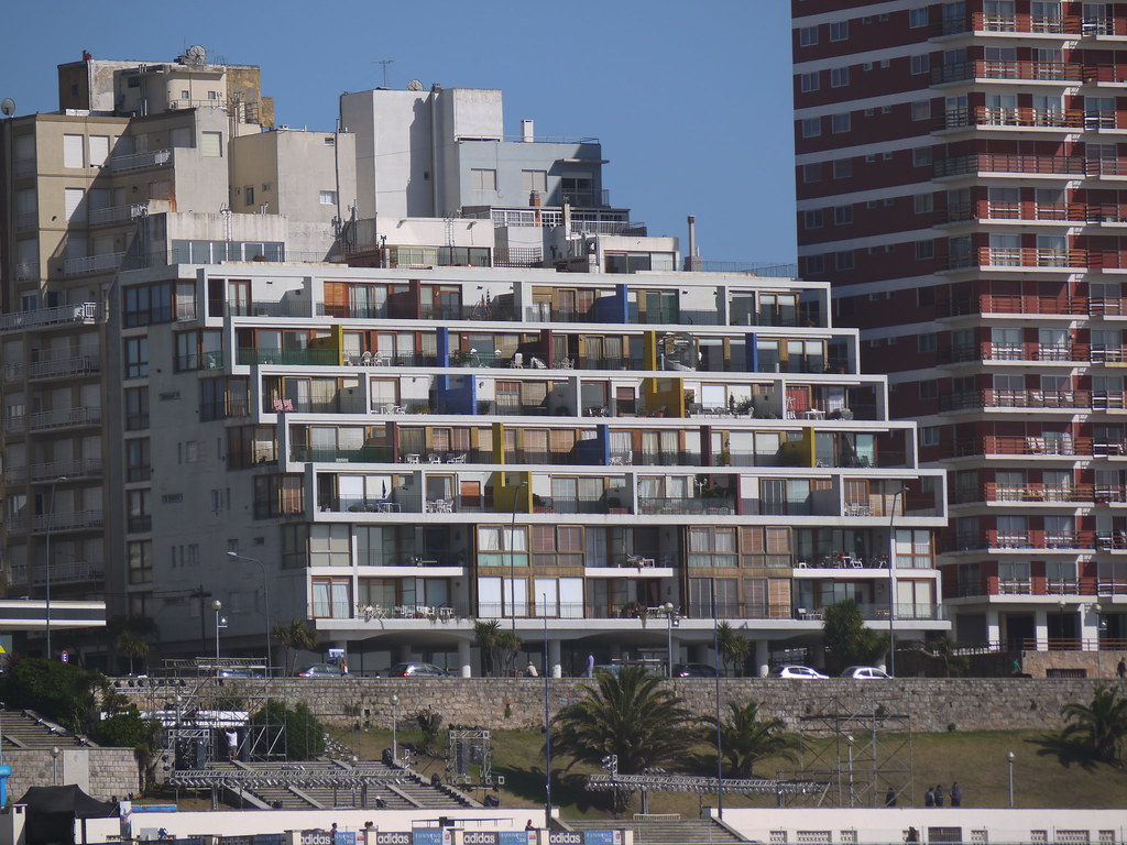 Grandes Designers - Antonio Bonet